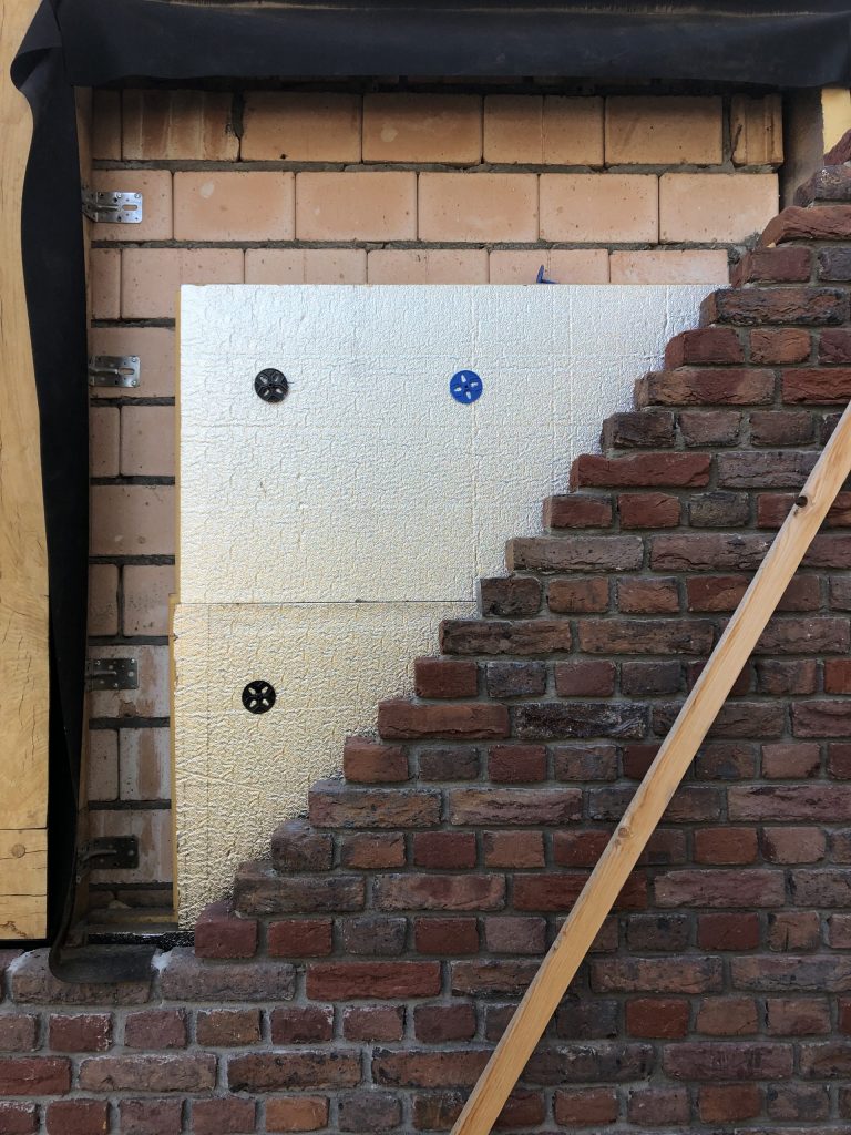 Spouwmuur plaatsen met PIR-platen een stappenplan | Jan de Isolatieman